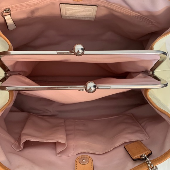 Coach | Bags | Coach Signature Ivory Kiss Lock Tote Purse | Poshmark